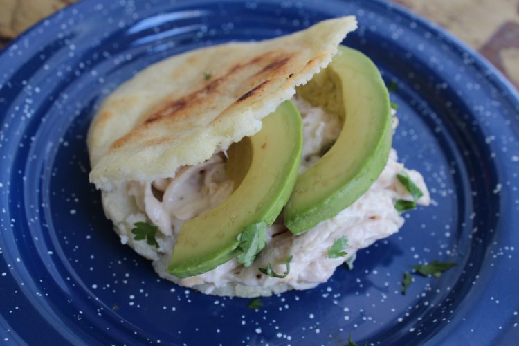 Receta de Venezuela: Arepa Reina Pepiada